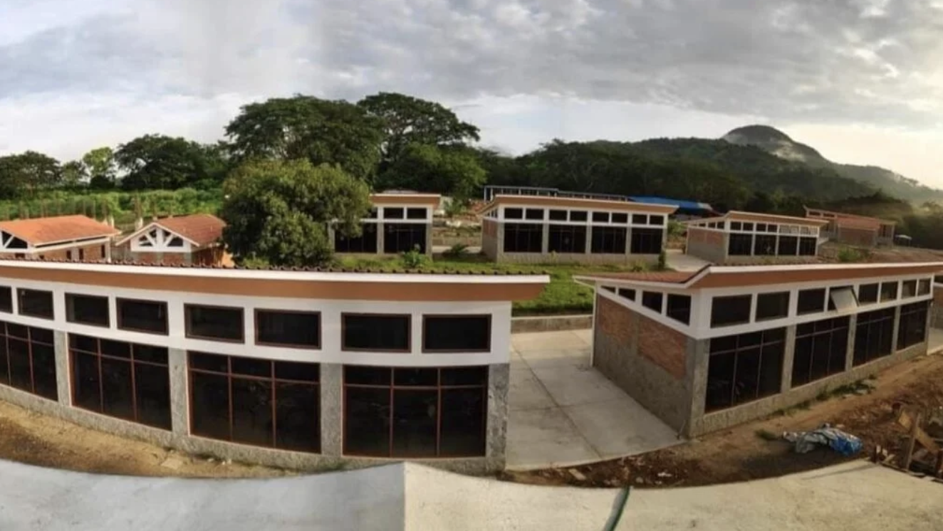 Paran labores en la escuela de Medicina de la Universidad Benito Juárez ...